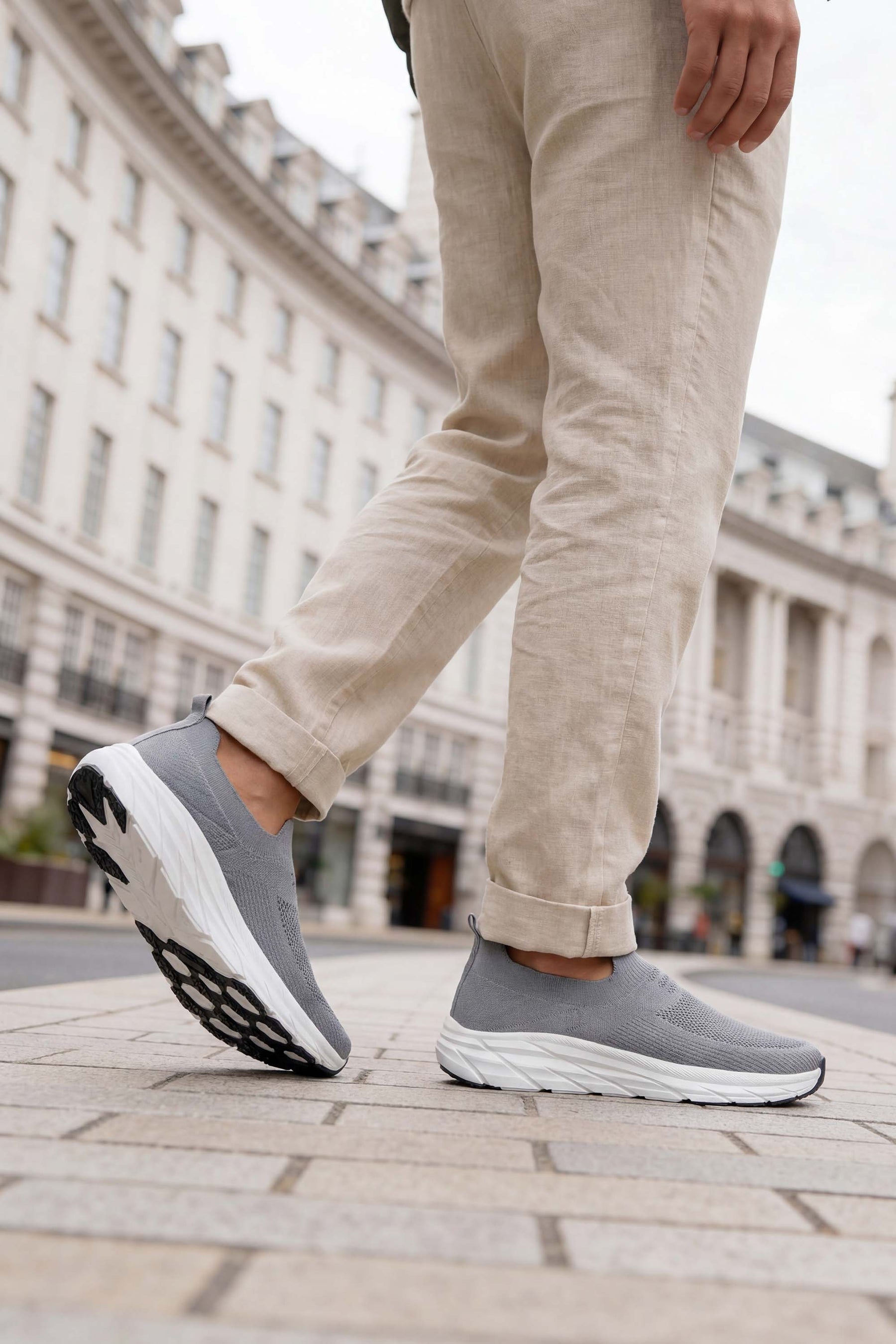 LOGO LUCEN SHOES